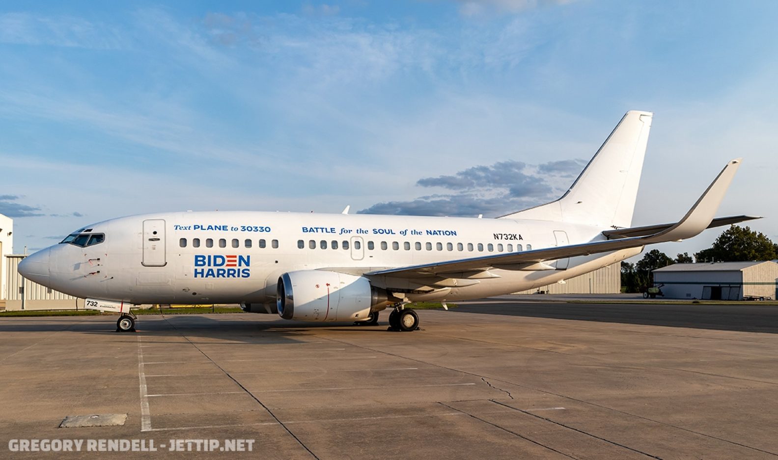 Tracking the 2020 US Presidential Campaign Aircraft